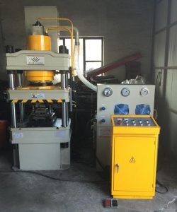 High strength coal mine roof bolt expansion shell rolling forming machine